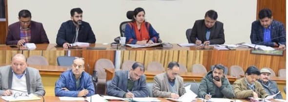 DC Udhampur emphasizes on completing pending development works