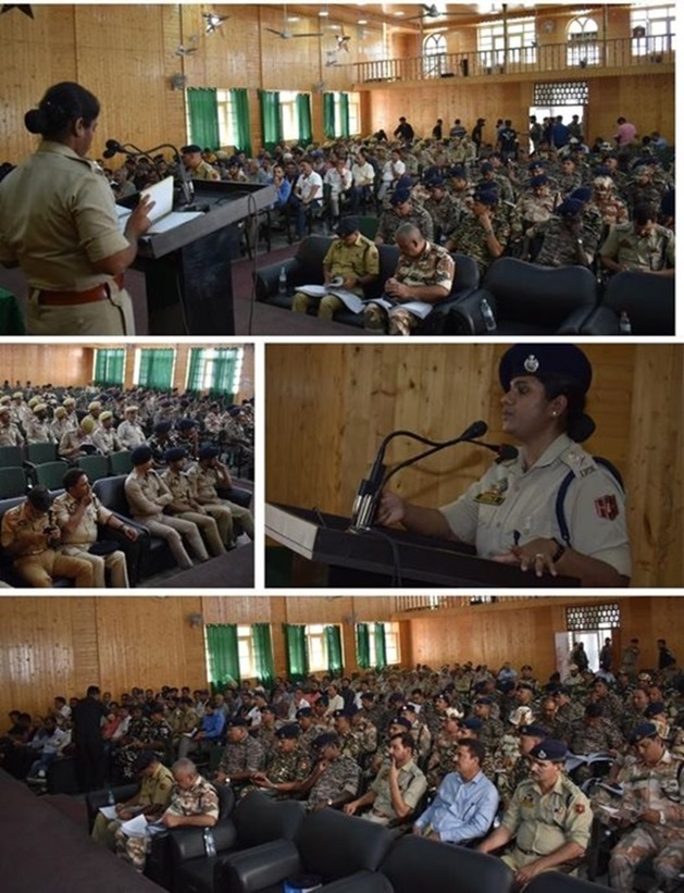 Divya D(IPS) conducts briefing of Zonal/Sector Magistrates/Police ...