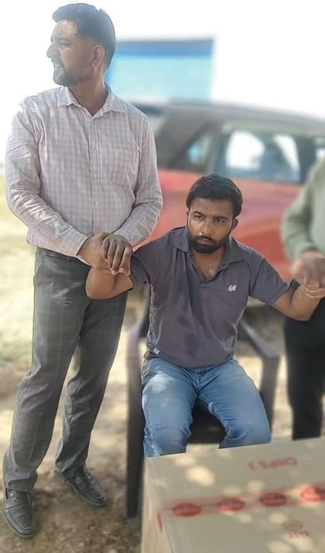 ACB J&K traps & arrests Patwari