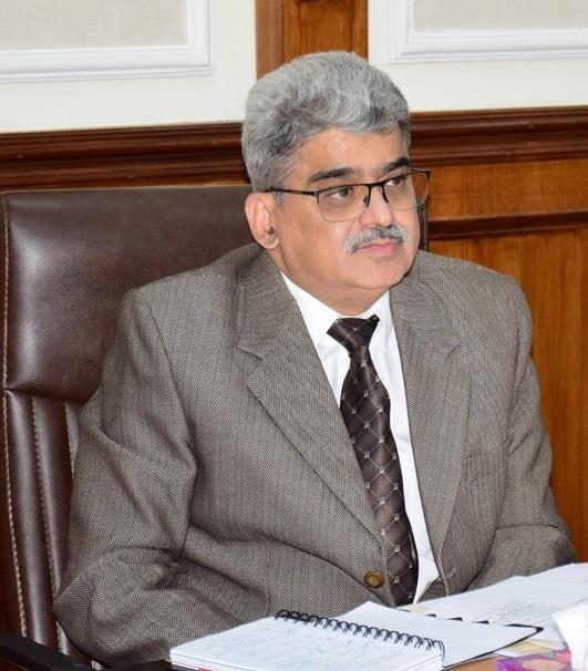 Chief Secretary J&K for enhanced vigil on roads by traffic Department