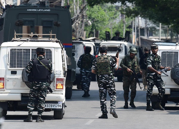 J&K: An IED concealed in bag defused