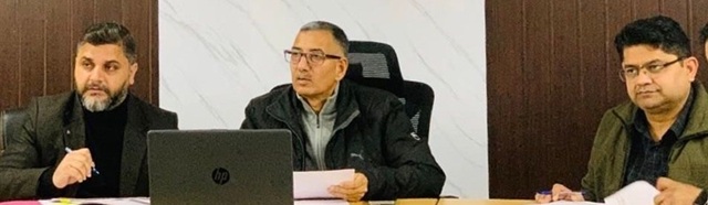 DC Kathua stresses time-bound completion of MPLADS & CDF works