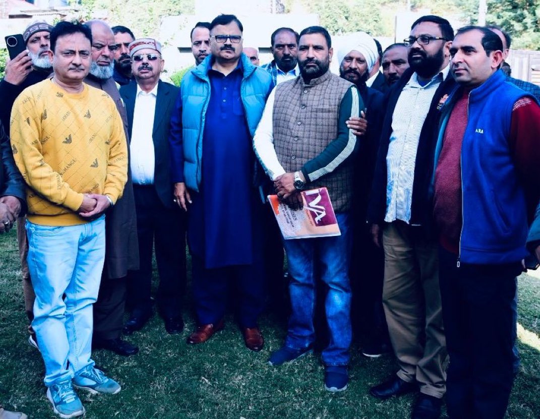 J&K Minister Javed Rana commends contribution of Daily Wage Workers