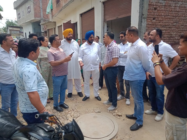 Javed Rana stresses upon the Jal Shakti officers to ensure that quality ...