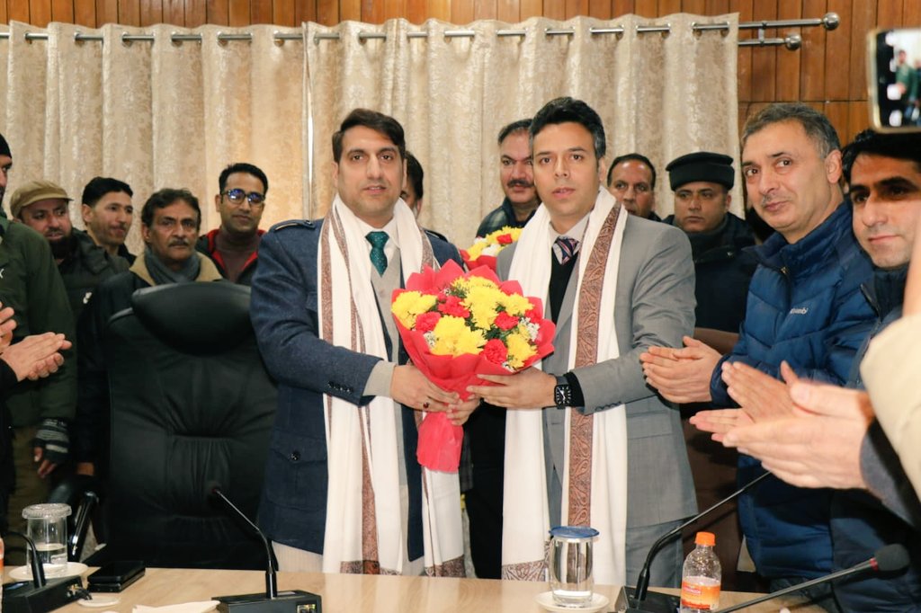 Bilal takes over as DC Srinagar