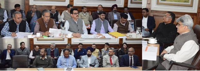 CM J&K meets delegates of World Craft Council