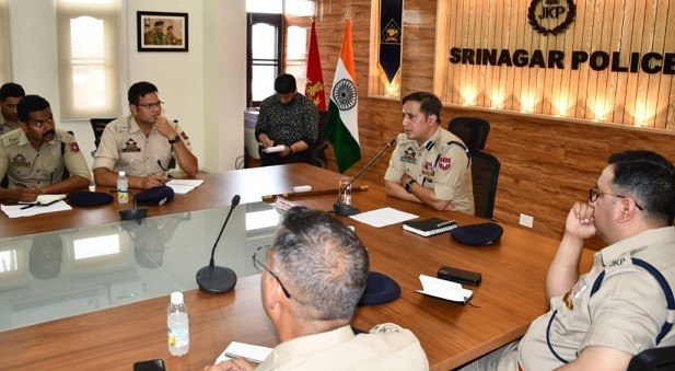 SSP Srinagar put special emphasis on tackling increased social crimes ...