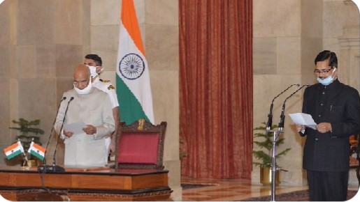 Sanjay Kothari administered oath as Chief Vigilance Commissioner of ...