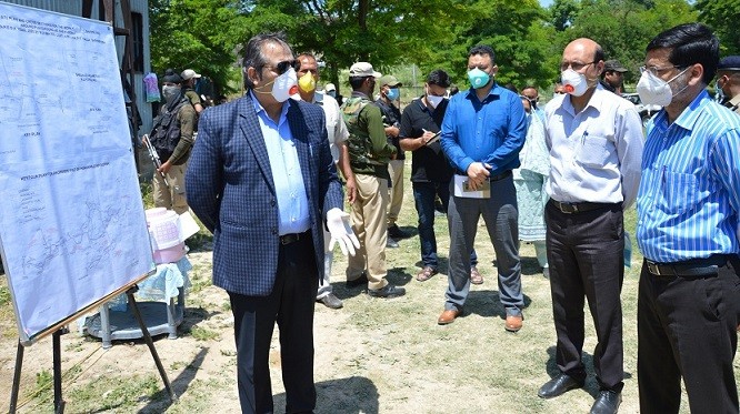 Advisor Baseer Khan visits Budgam; Assures free dialysis for those who ...