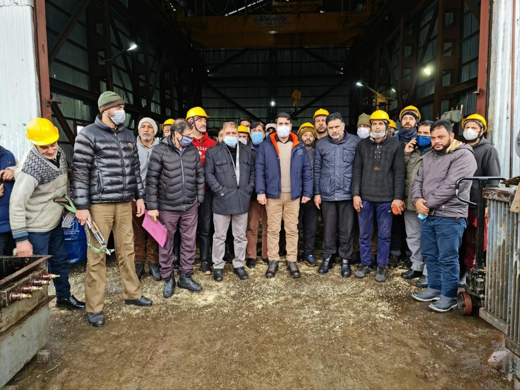 Replace Distribution Transformers at earliest: MD KPDCL