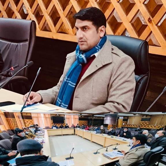 MD KPDCL reviews implementation of Project SCADA for Srinagar City