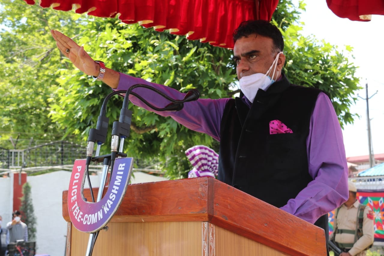 Danesh Rana led Officers and personnel in taking Anti Terrorism pledge ...