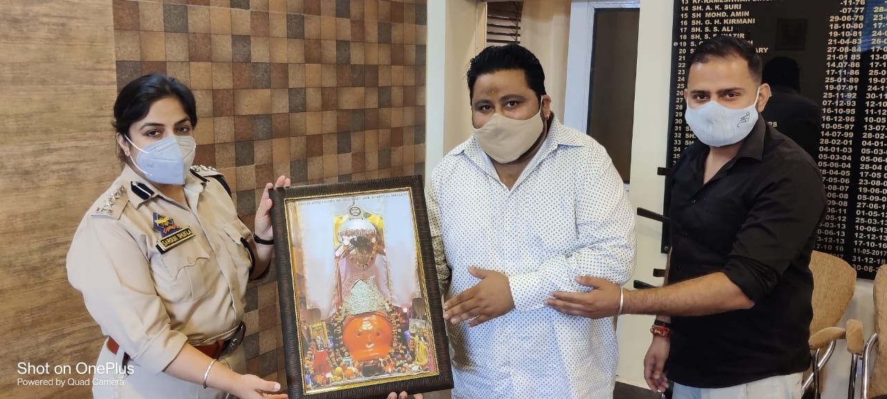 Chandan appreciates SSP Udhampur Sargun Shukla for her effective role ...