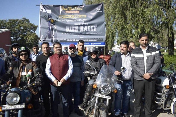 Youth can play a pivotal role in tourism promotion: DC Rajouri