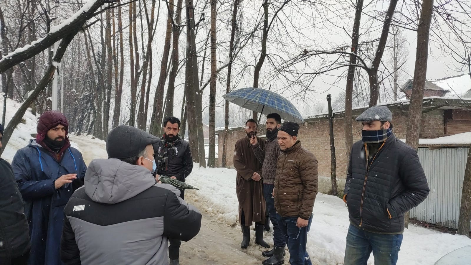 MD KPDCL tours Srinagar and Budgam to review power restoration amid ...
