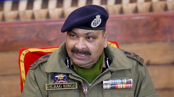 15 Sub-Inspectors promoted as Inspectors; DGP J&K congratulates