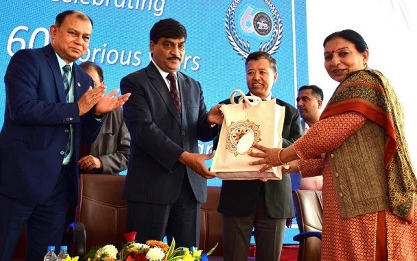 Arun Mehta exhorts upon RBI employees to work harder to take country ...