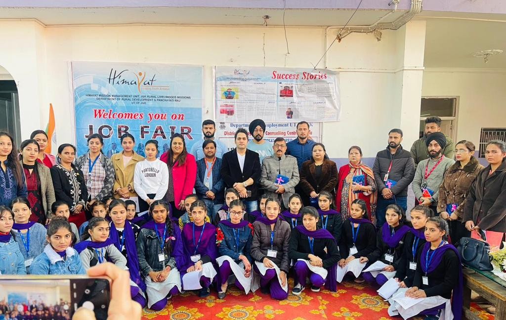 J&K: Job Fairs organized by HIMAYAT Mission - Cross Town News, a ...